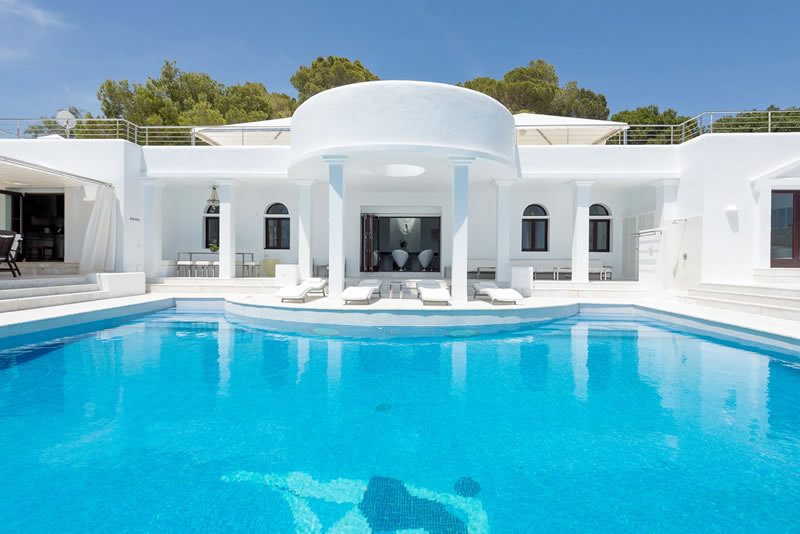 Beach Villa - Grand villa on the beach overlooking Cala Jondal, Ibiza ...